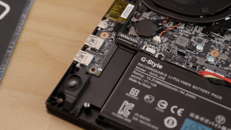 Different Types of SSDs Explained - 2.5" / M.2, SATA / PCIe, NVMe ...