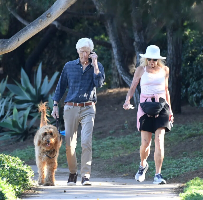 About Suzanne Perry, mother of Matthew Perry - Family, Kids, Work, Net ...