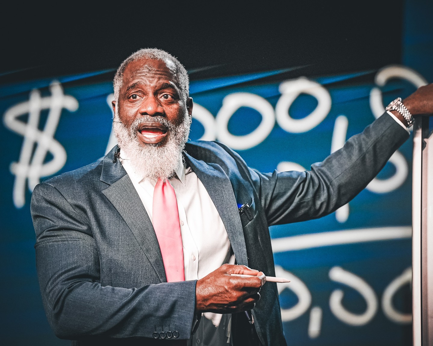 Myron Golden - American Business Growth Consultant and Author - BinaryTides